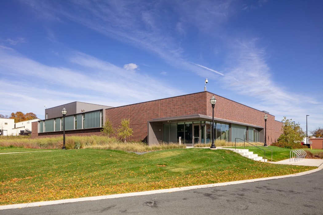 University of Minnesota Vet Isolation Facility